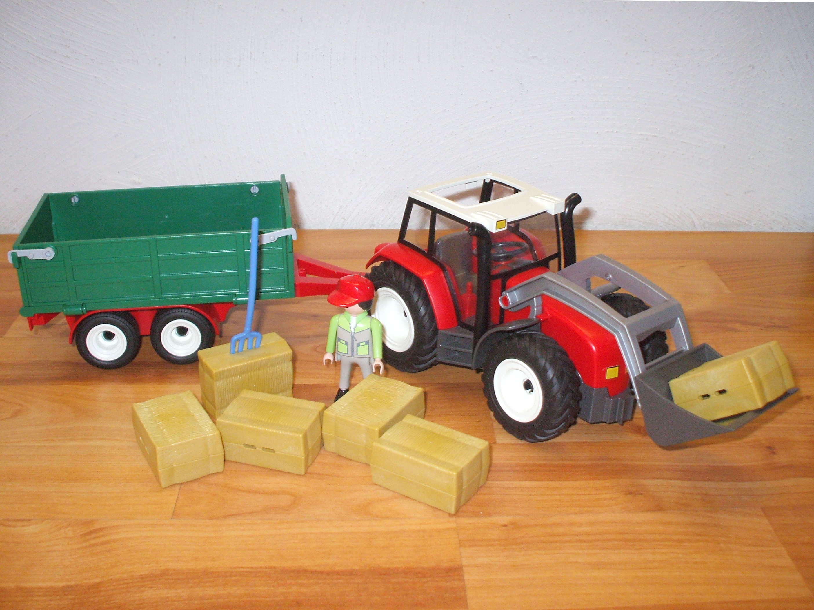 Playmobil: 4496 Roter Traktor mit Anhänger | eBay
